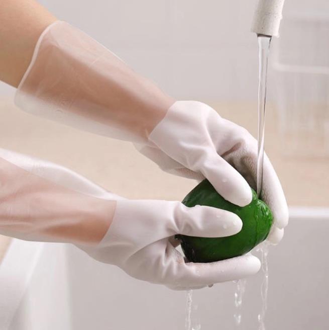 How to properly don and doff latex gloves